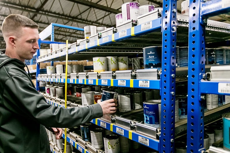 Top 7 Warehouse Management Challenges and How to Overcome Them